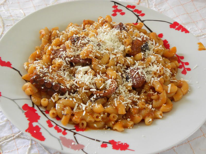 Htapodi (Octopus) with Makaronaki Kofto - Kopiaste..to Greek Hospitality