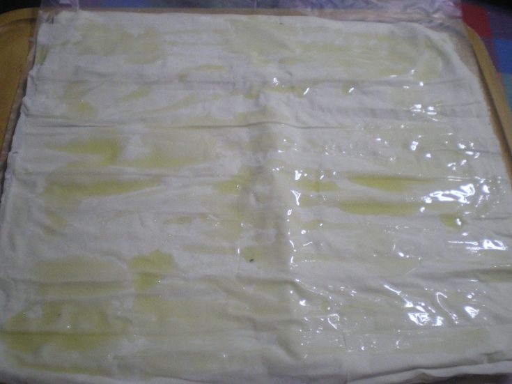 Galaktoboureko (Greek semolina Pudding wrapped in phyllo) - Kopiaste ...