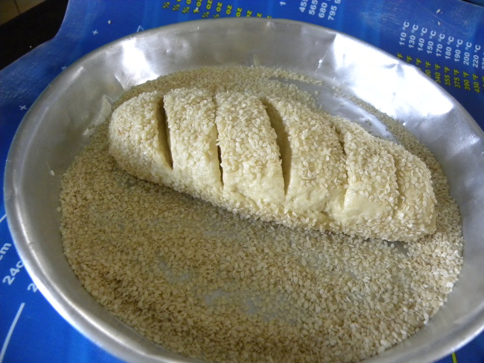 Easter Flaounes (Cypriot Cheese filled Bread) - Kopiaste..to Greek ...