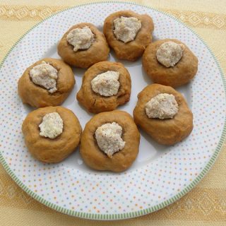 Moustokouloura with Fresh Grape Juice and Anthotyros - Kopiaste..to ...