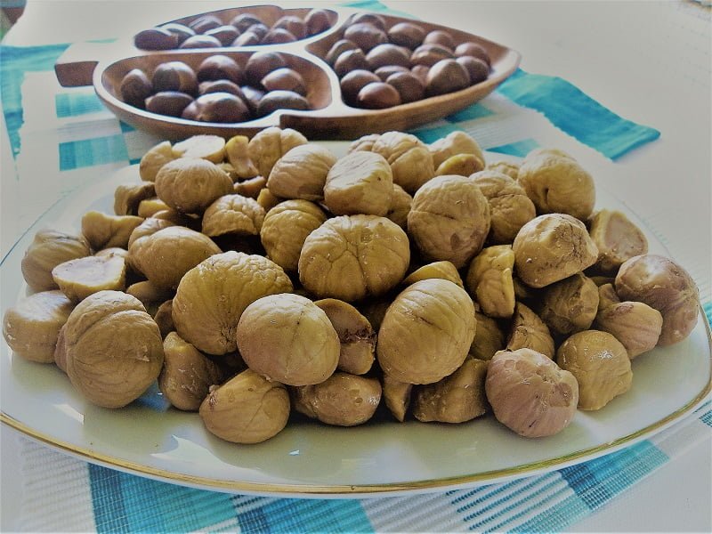 How to boil and peel chestnuts - Kopiaste..to Greek Hospitality
