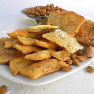 Daktyla (Ladies' fingers) - Kopiaste..to Greek Hospitality