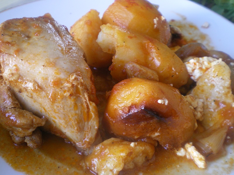 Kokoras Bardouniotikos (Stewed Rooster with feta)