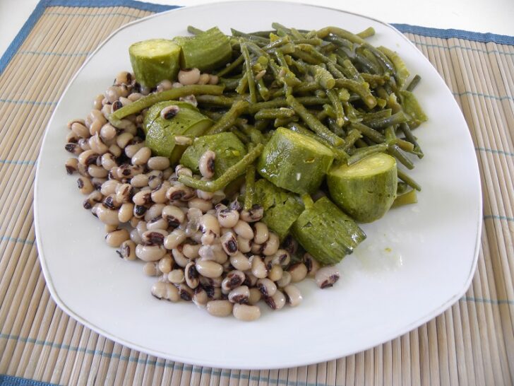 Louvi - Black eyed Peas - Kopiaste..to Greek Hospitality