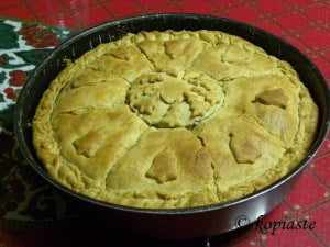 Manitaropita me Piperies (Homemade Greek Mushroom Pie with Peppers ...