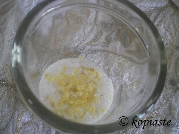 How to make Mastic Powder - Kopiaste..to Greek Hospitality