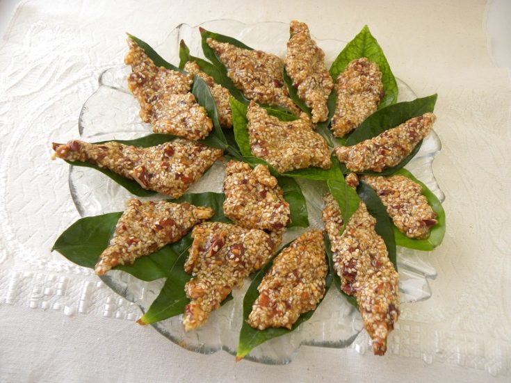 Pastelli (Honey Sesame Candy with Peanuts) - Kopiaste..to Greek Hospitality