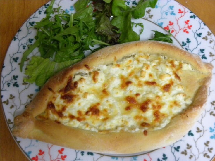 Peinirli (Gondola Shaped Greek Cheese Pizza)