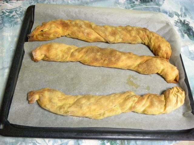 Eliopita, Elioti or Eliopitakia (Cypriot Olive Pies) - Kopiaste..to ...